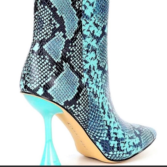 Gianni Bini | Shoes | Nwot Gianni Bini Fawlie Snake Print Leather Clear ...